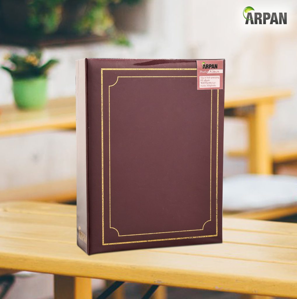 6x4 Plain Photo Album with 200 Pockets (BURGUNDY)